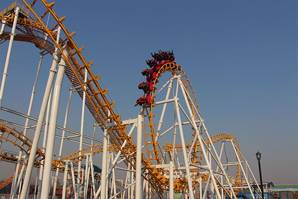 Suspended Roller Coaster - www.explorerrides.com